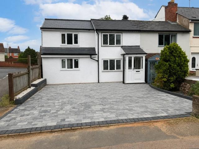 House at Birmingham Road, Bromsgrove