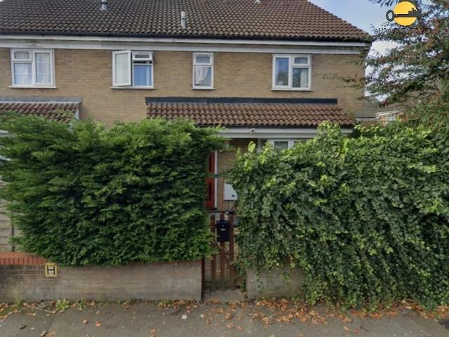 House at Biscot Road, Luton