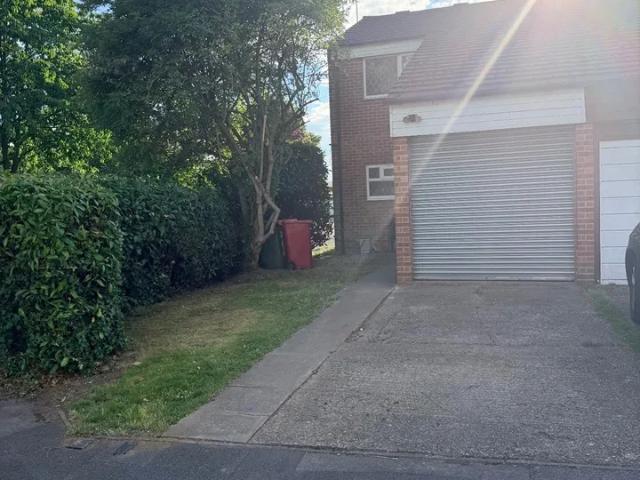 House at Bodmin Avenue, Slough