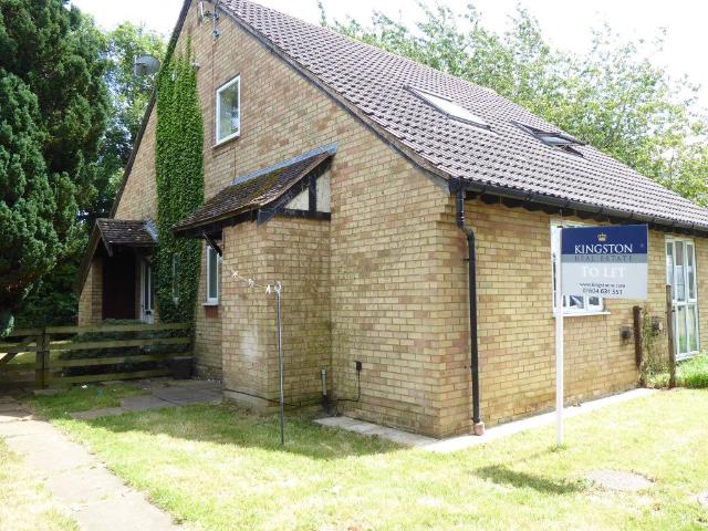 House at Bollinger Close, Duston