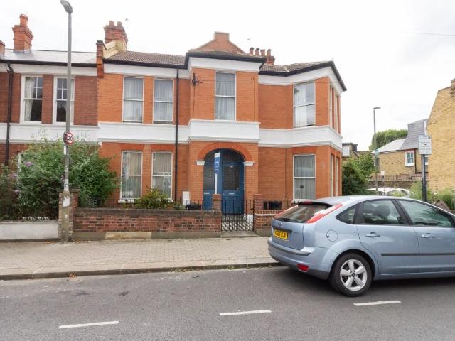 House at Boundaries Road, Greater London