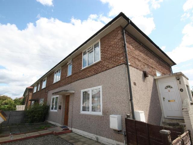 house at Bournemead Avenue, Northolt, Middlesex, UB5 6PX,England