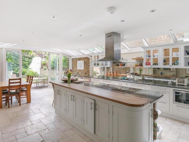 House at Bovingdon Road, Greater London