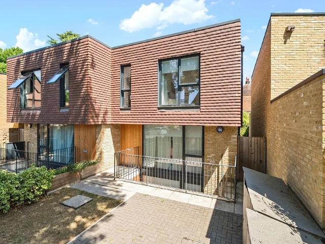 House at Boxall Road, Greater London