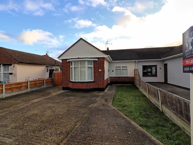 House at Boyce View Drive, Hadleigh