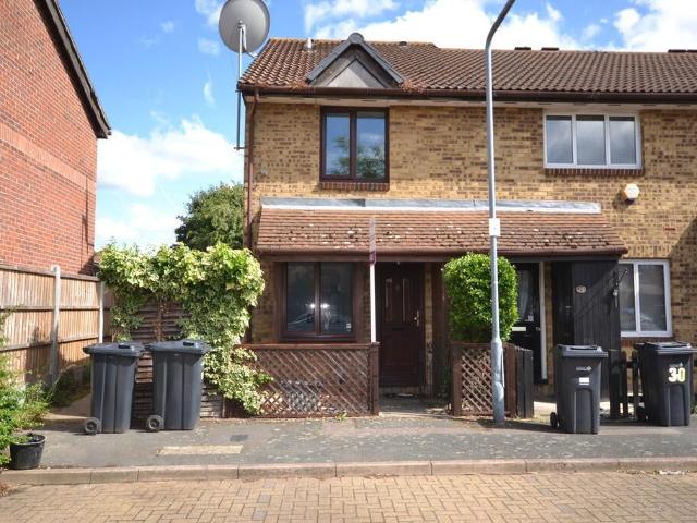 House at Blunden Close, Greater London