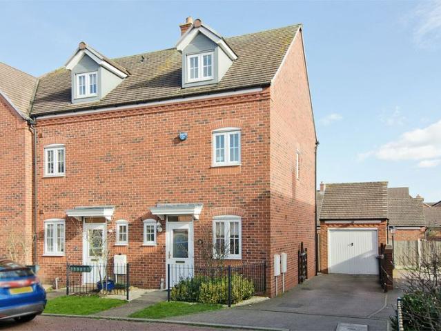 House at Broadbent Close, Lichfield