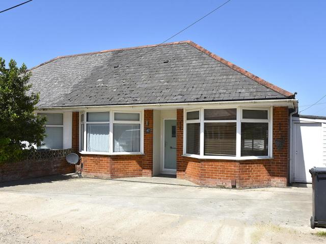 House at Broadfields Avenue, Cowes