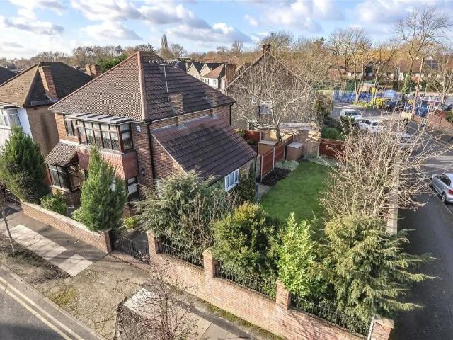 House at Brooklyn Way, Greater London
