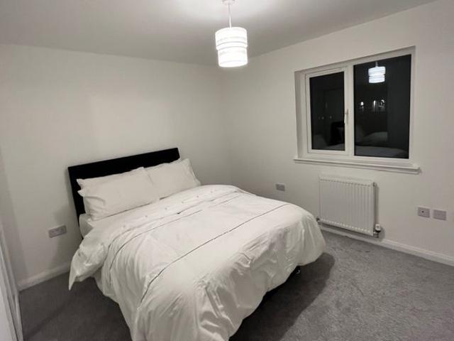 House at Broomfield Court, Glasgow