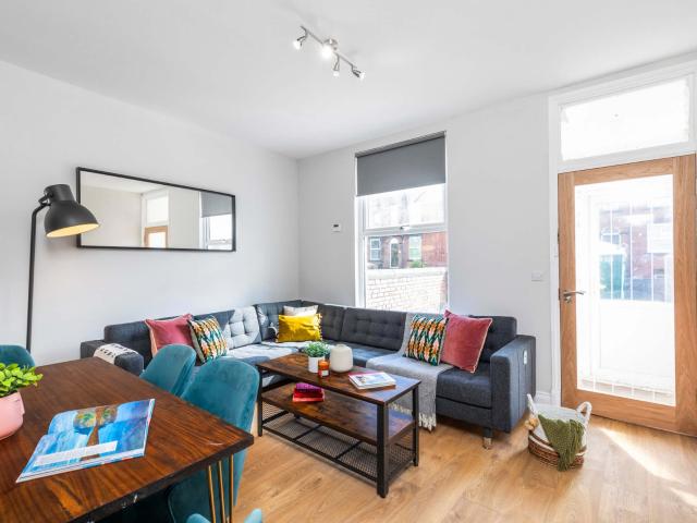 Apartment at Broomfield Street, Leeds