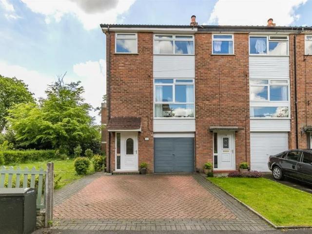 House at Broomville Avenue, Trafford