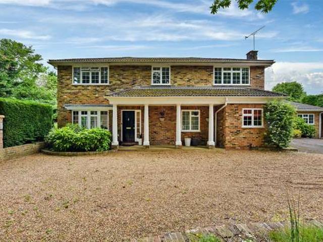 House at Brayfield Road, Bray
