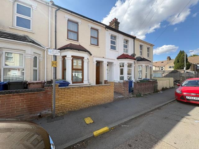 House at Bradbourne Road, Grays