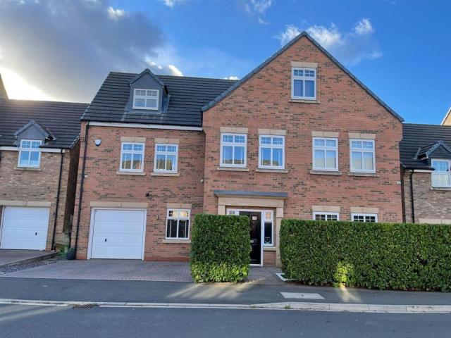 House at Brantingham Drive, Ingleby Barwick