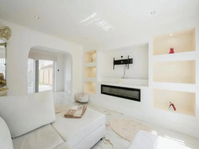 House at Brecks Lane, Doncaster