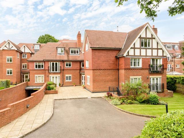 House at Bridgewater Road, Walton on Thames