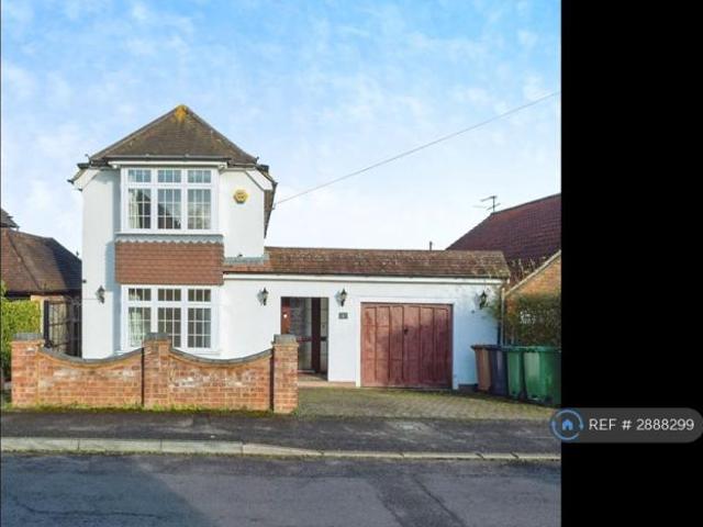 House at Bryanstone Avenue, Guildford