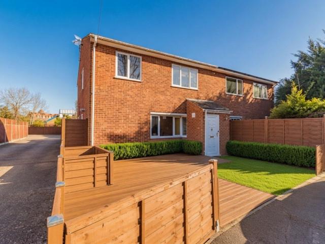 House at Budebury Road, Borough of Spelthorne