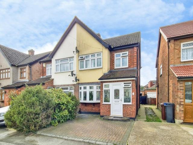 House at Burchett Way, Greater London