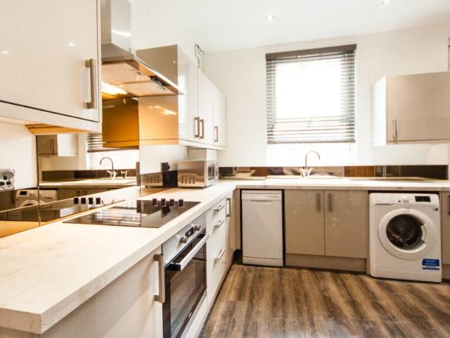 House at Burchett Place, Leeds