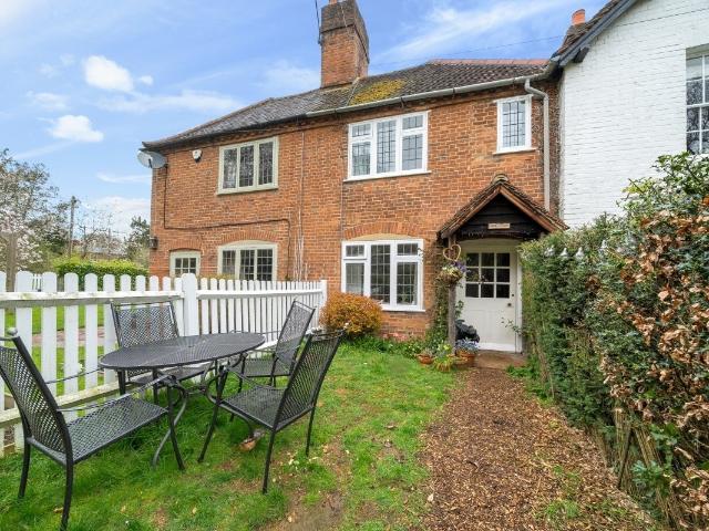House at Burchett's Green Road, Hurley