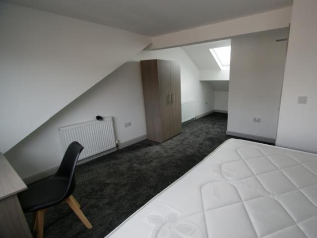 House at Burley Lodge Terrace, Leeds