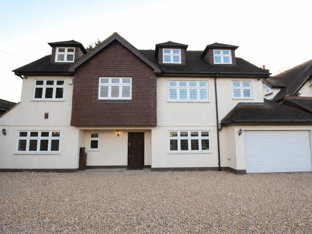 House at Burntwood Avenue, Greater London