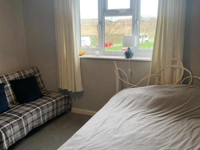 Room at Burrows Lane, Upper Stoke