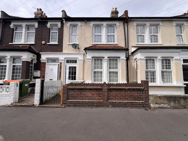 House at Byron Avenue, Greater London