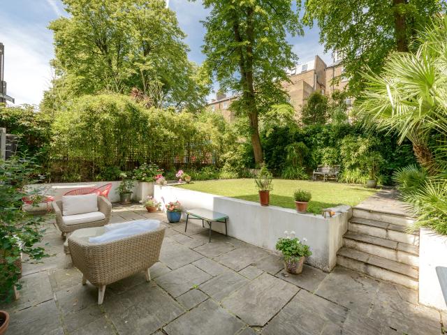 House at Cambridge Gardens, Greater London