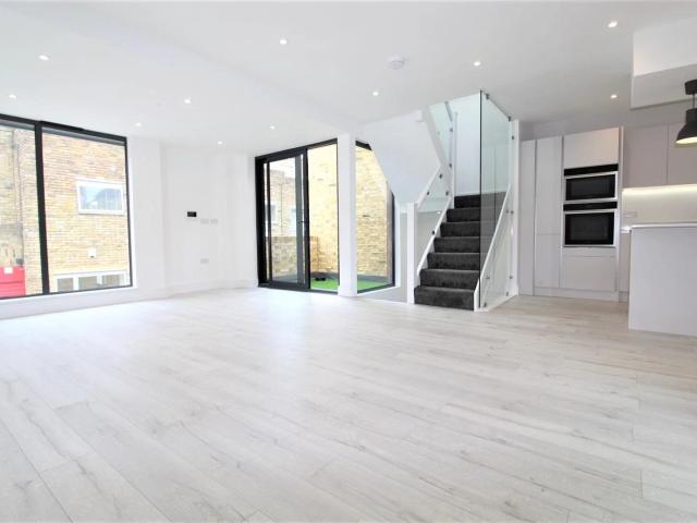 House at Camden Mews, Greater London