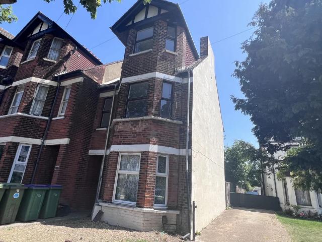 House at Canterbury Road, Folkestone and Hythe District