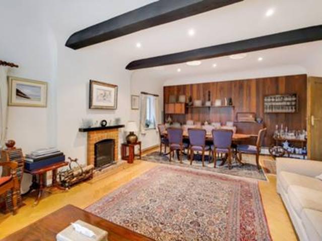 House at Canons Drive, Greater London