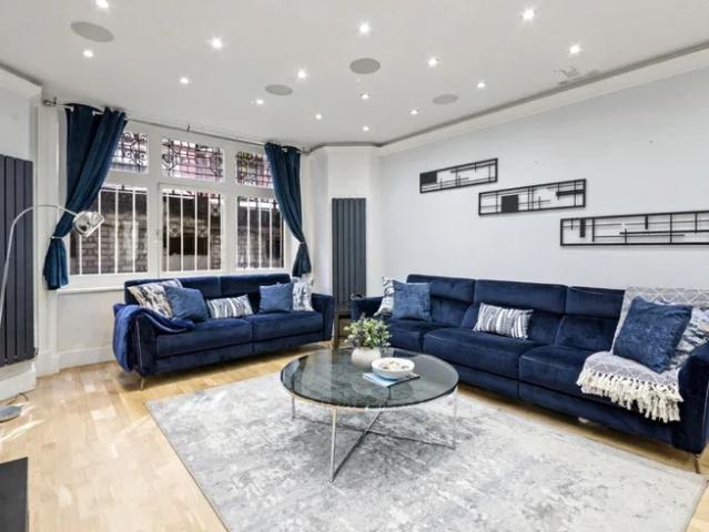 House at Cabbell Street, City of Westminster