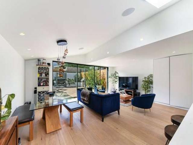House at Calvert Road, Greater London