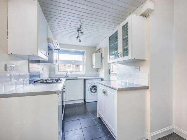 House at Carnarvon Road, Portsmouth