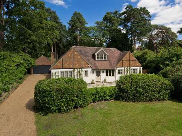 House at Cavendish Road, Walton on Thames