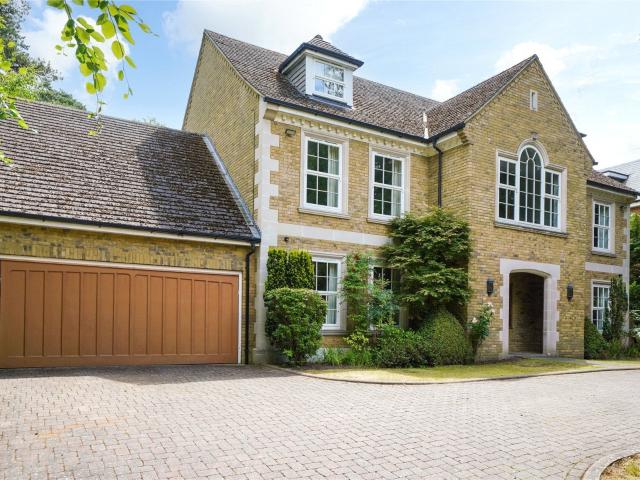 House at Cavendish Road, Elmbridge