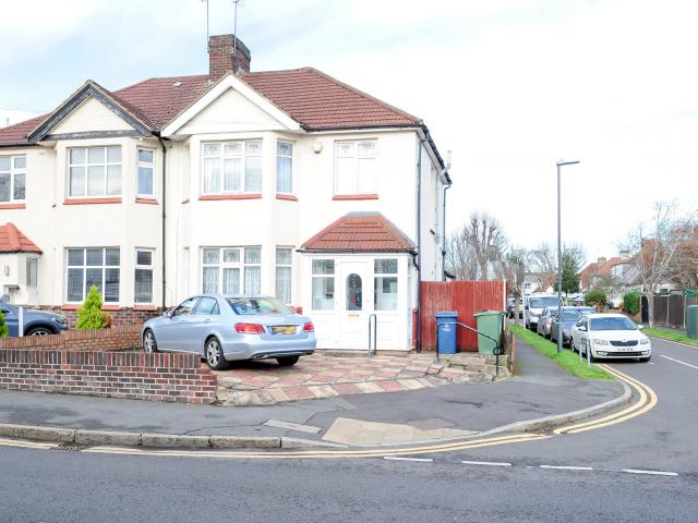 House at Central Avenue, Greater London