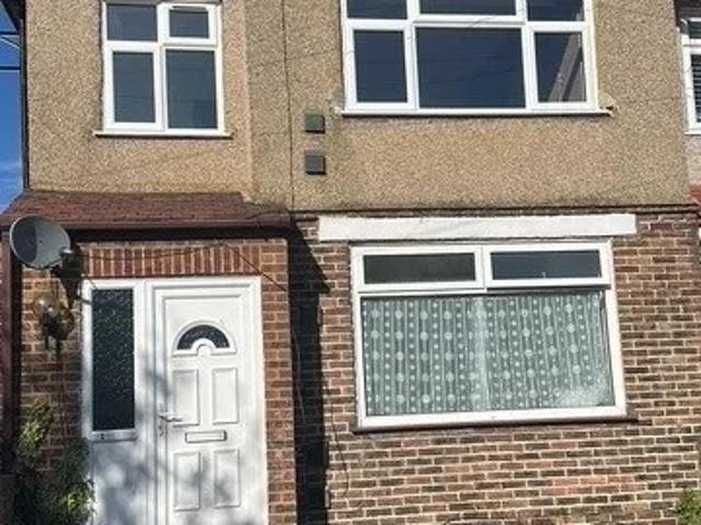House at Central Avenue, Greater London