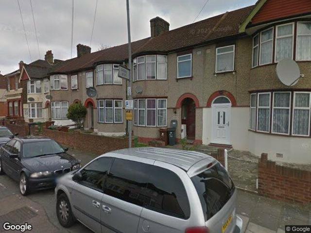 House at Cecil Avenue, Greater London