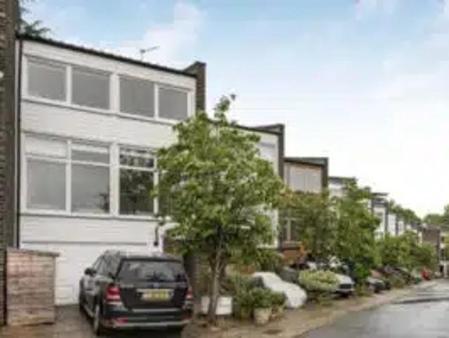 House at Cedar Court, Greater London