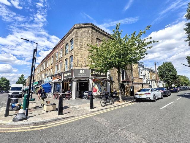House at Chatsworth Road, Greater London