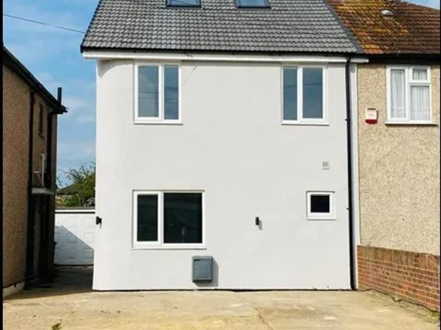 House at Chaucer Avenue, Greater London