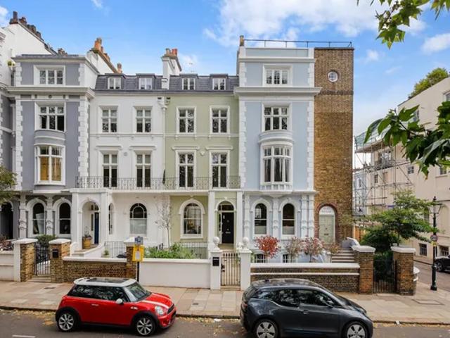 House at Chalcot Crescent, Greater London