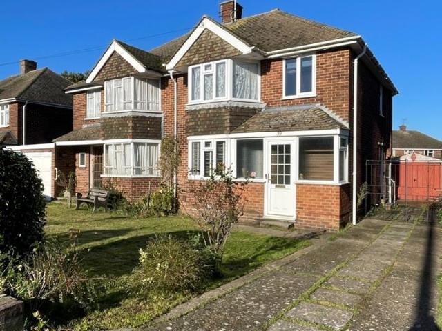 House at Chalfont Drive, Rainham