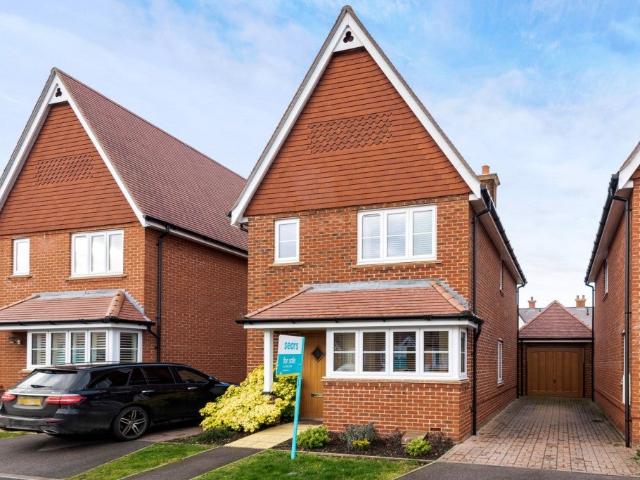 House at Chambers Way, Wokingham