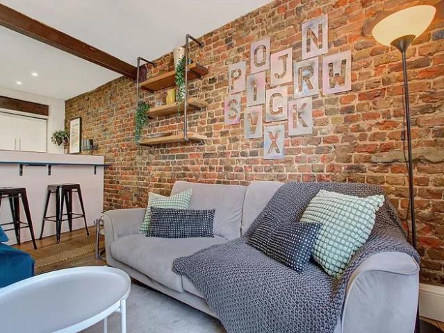 House at Chapel Place, Greater London