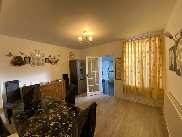 House at Chapel Road, Greater London